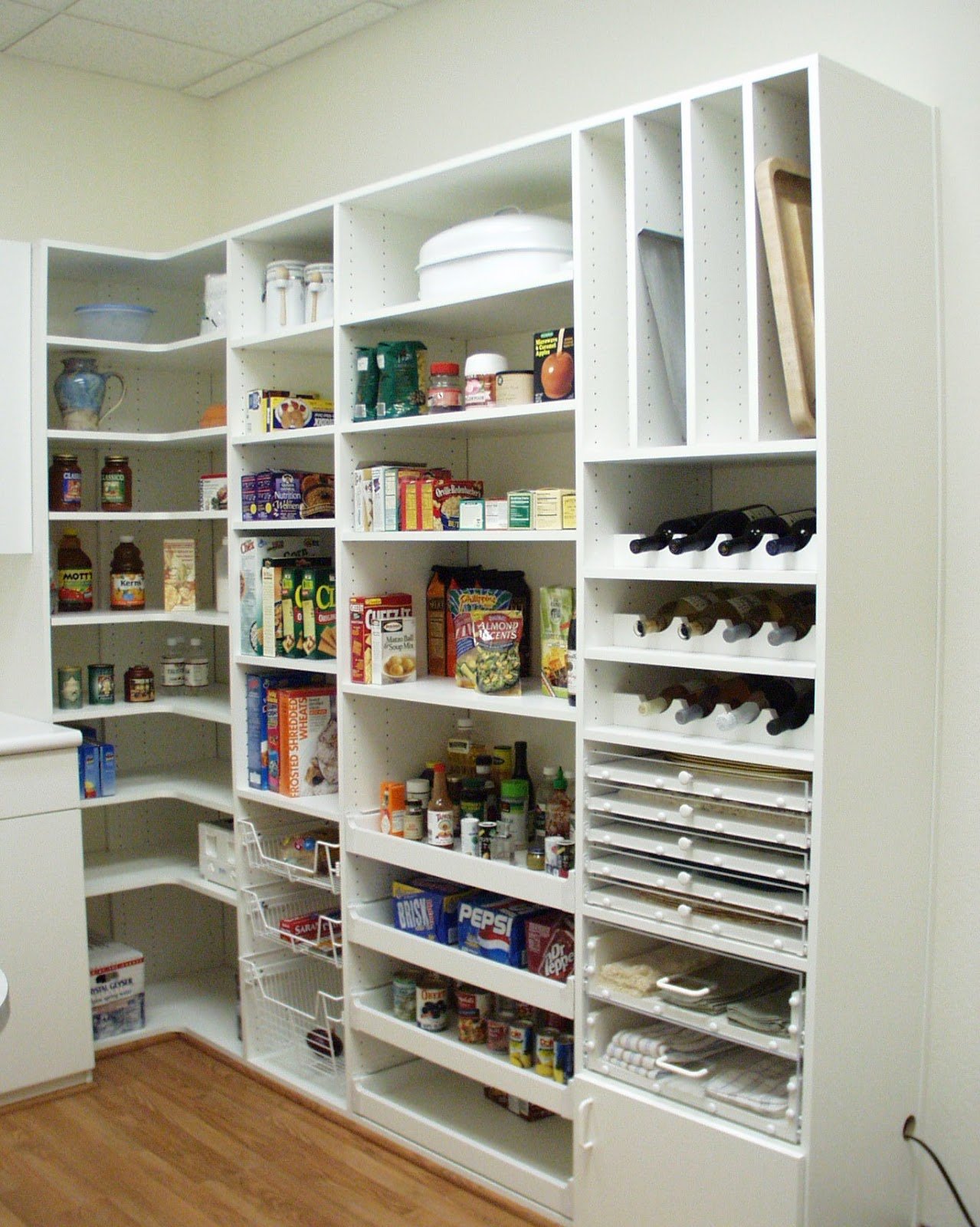 Food for Thought: A Custom Walk-In Pantry Helps Make Parties Perfect in ...